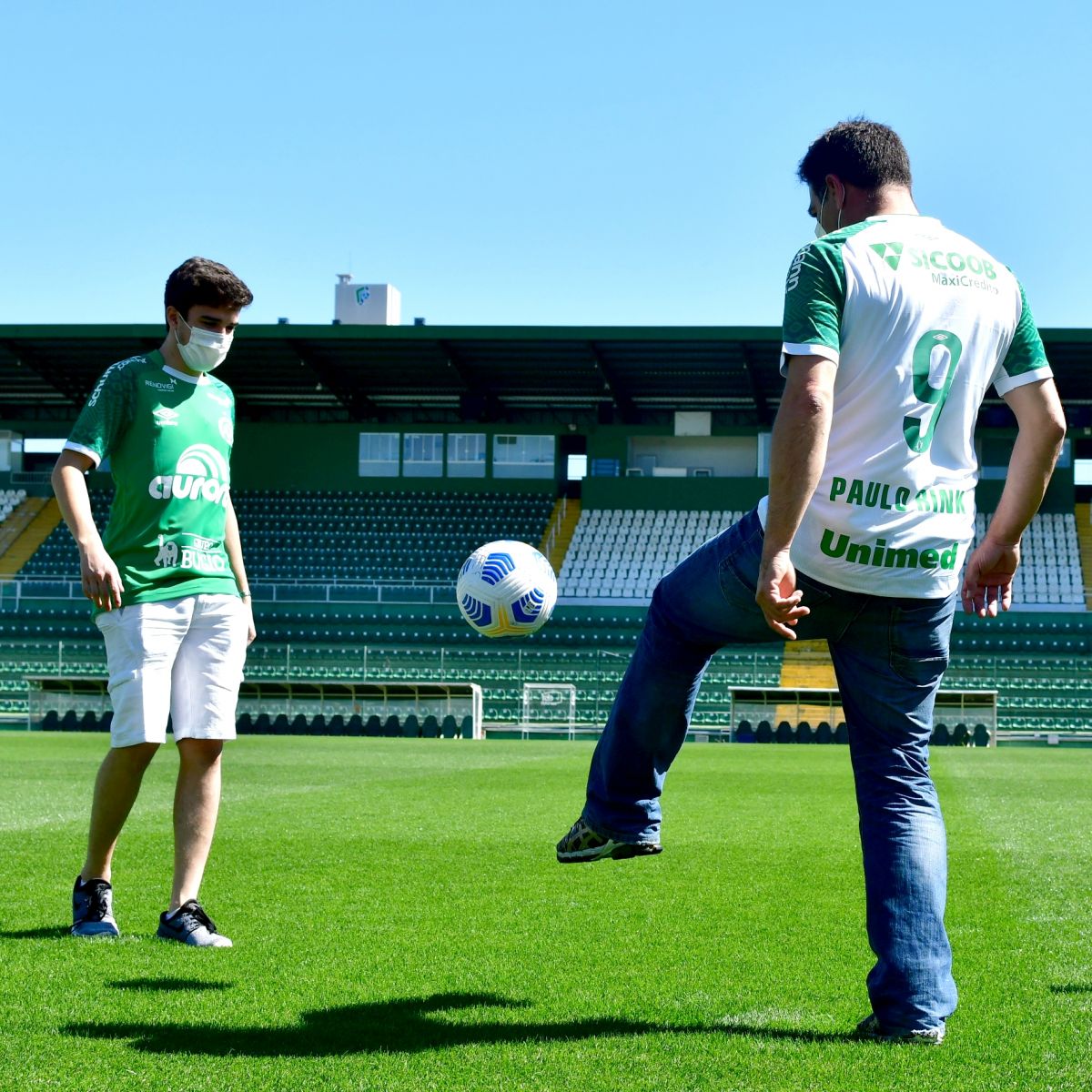 Artilheiro Paulo Rink visita a Arena Condá – Notícias Chapecó.Org